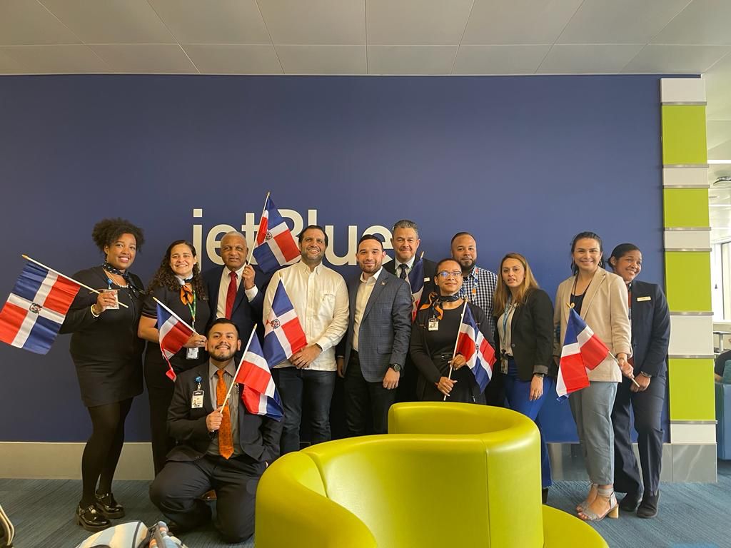 Inauguran nueva ruta aérea Boston-Puerto Plata | RC Noticias