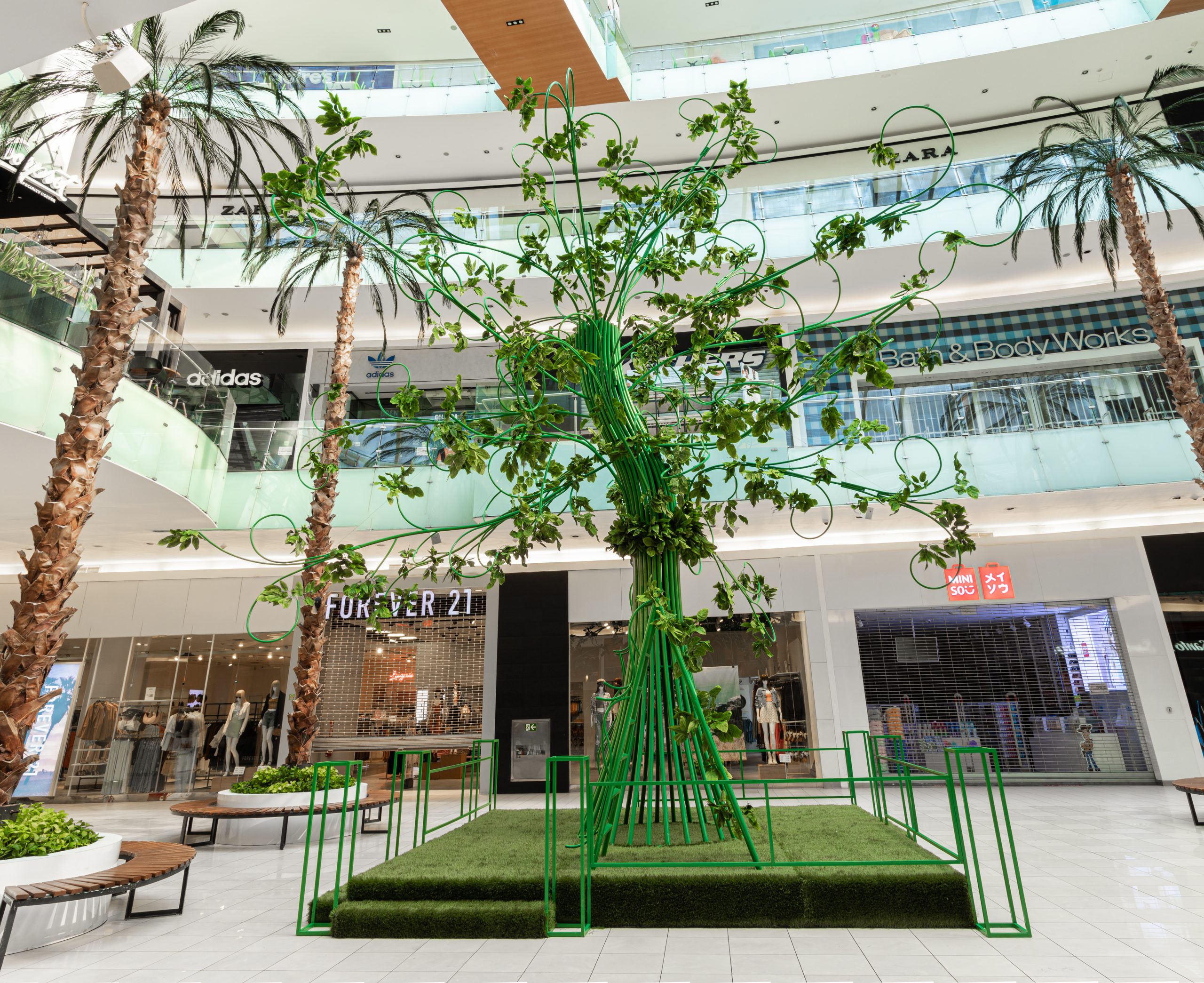 Ágora Mall conmemora 10mo. aniversario con Un Árbol de la Esperanza ...