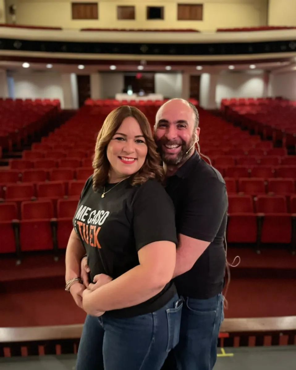 Esposa de Irving Alberti envía bonito mensaje al humorista y él le ...