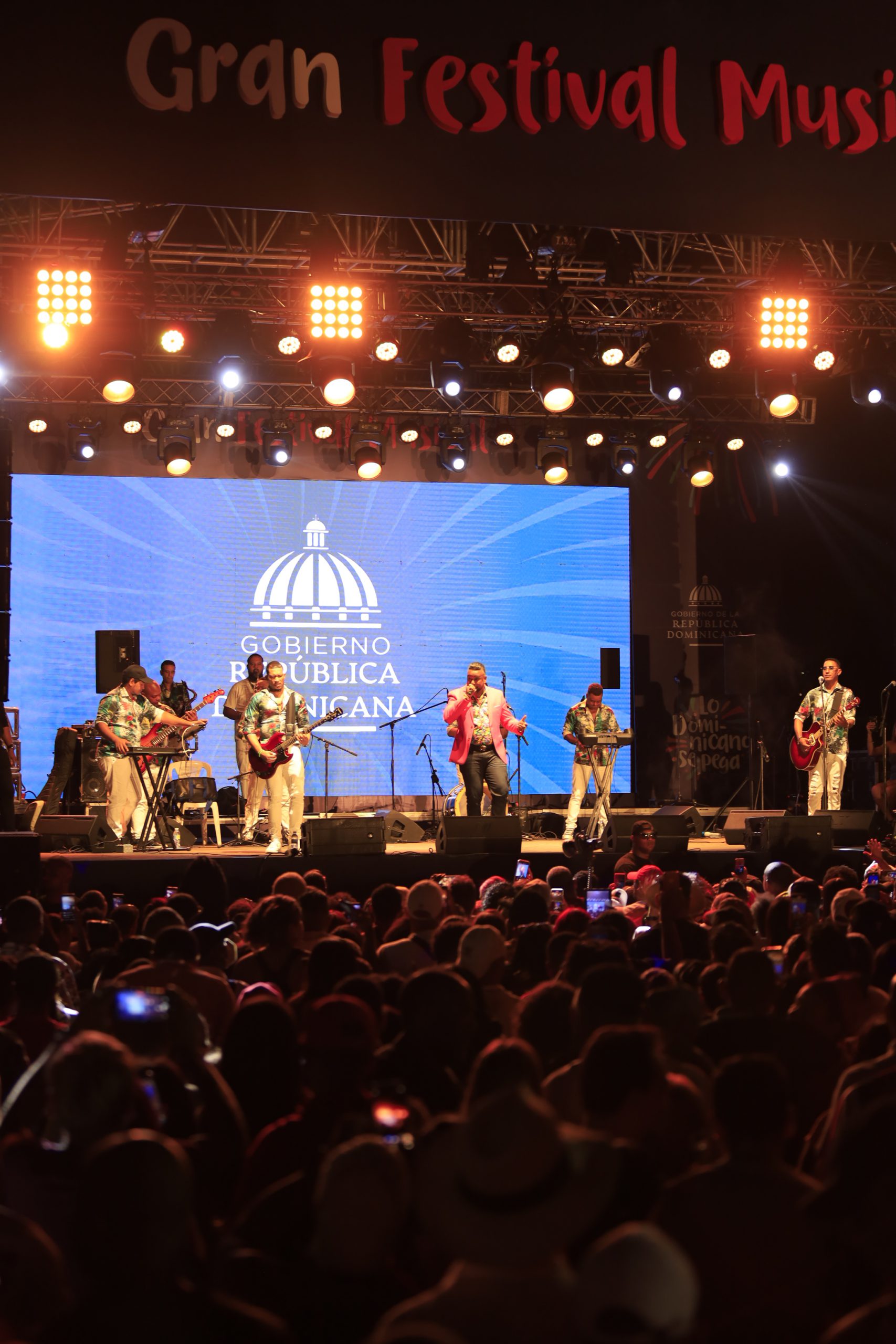 GALERÍA | ¡Lo dominicano se pega! Gran festival musical en celebración ...