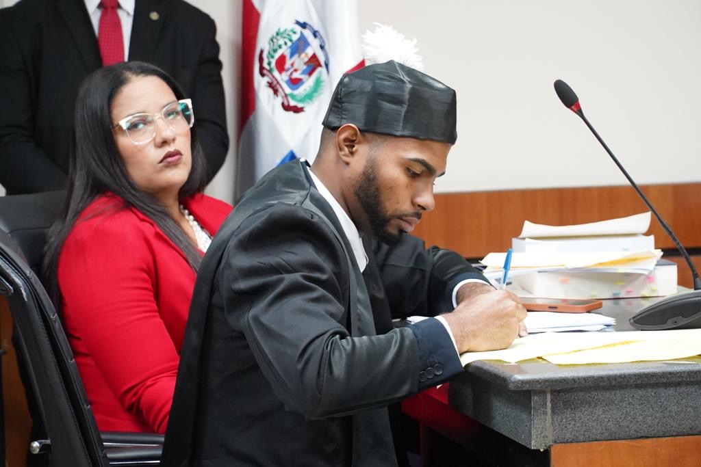 TSE acoge acción de amparo para Dayna Manzano de los Santos la ...