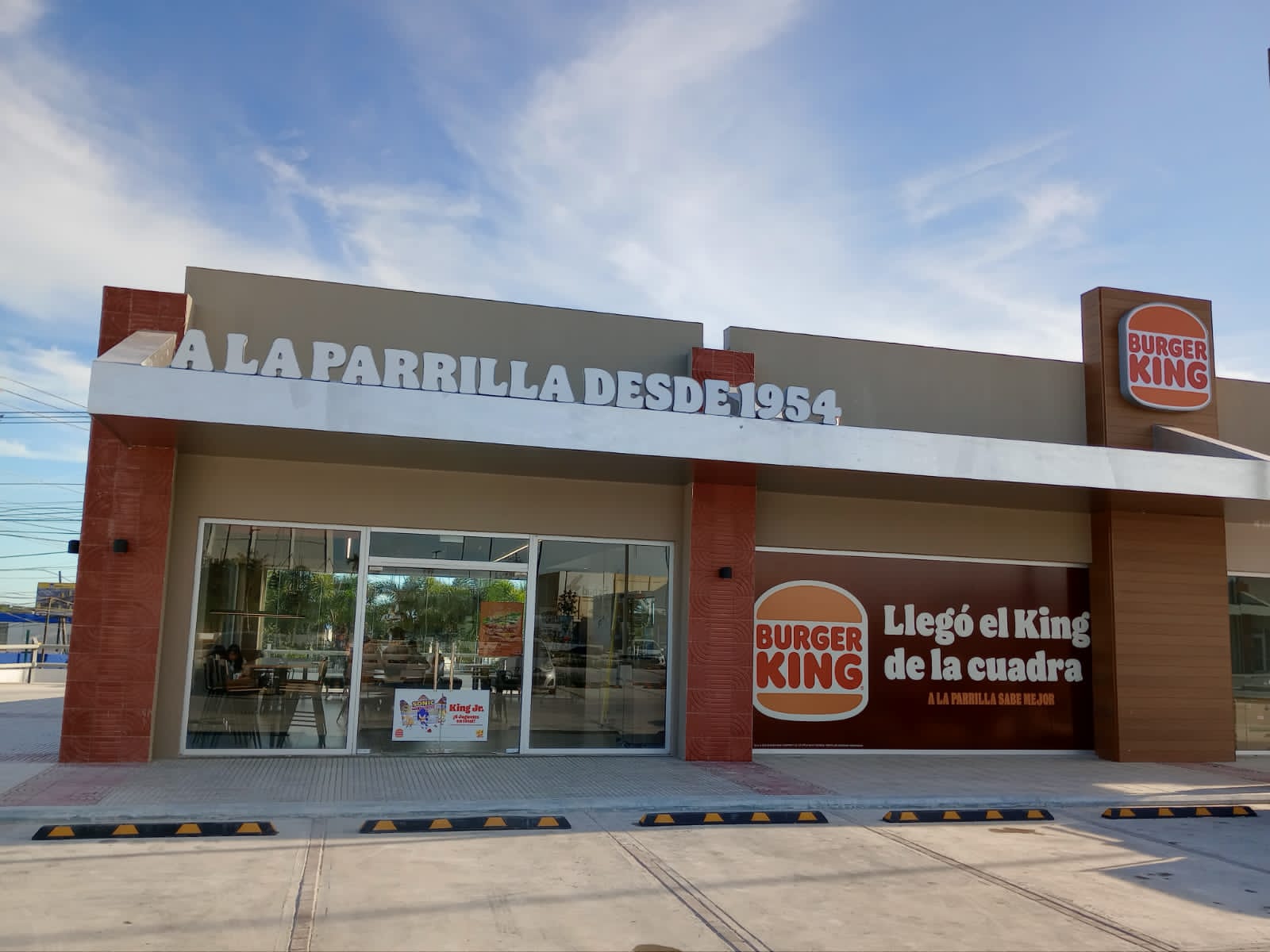 Burger King apertura Restaurante "31" en Plaza Cuadra, en el sector ...