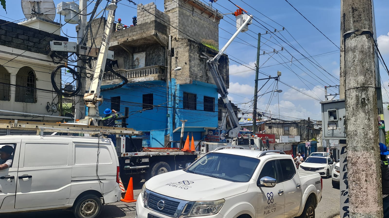PGASE ejecuta operativos por fraude eléctrico en Santo Domingo | RC Noticias