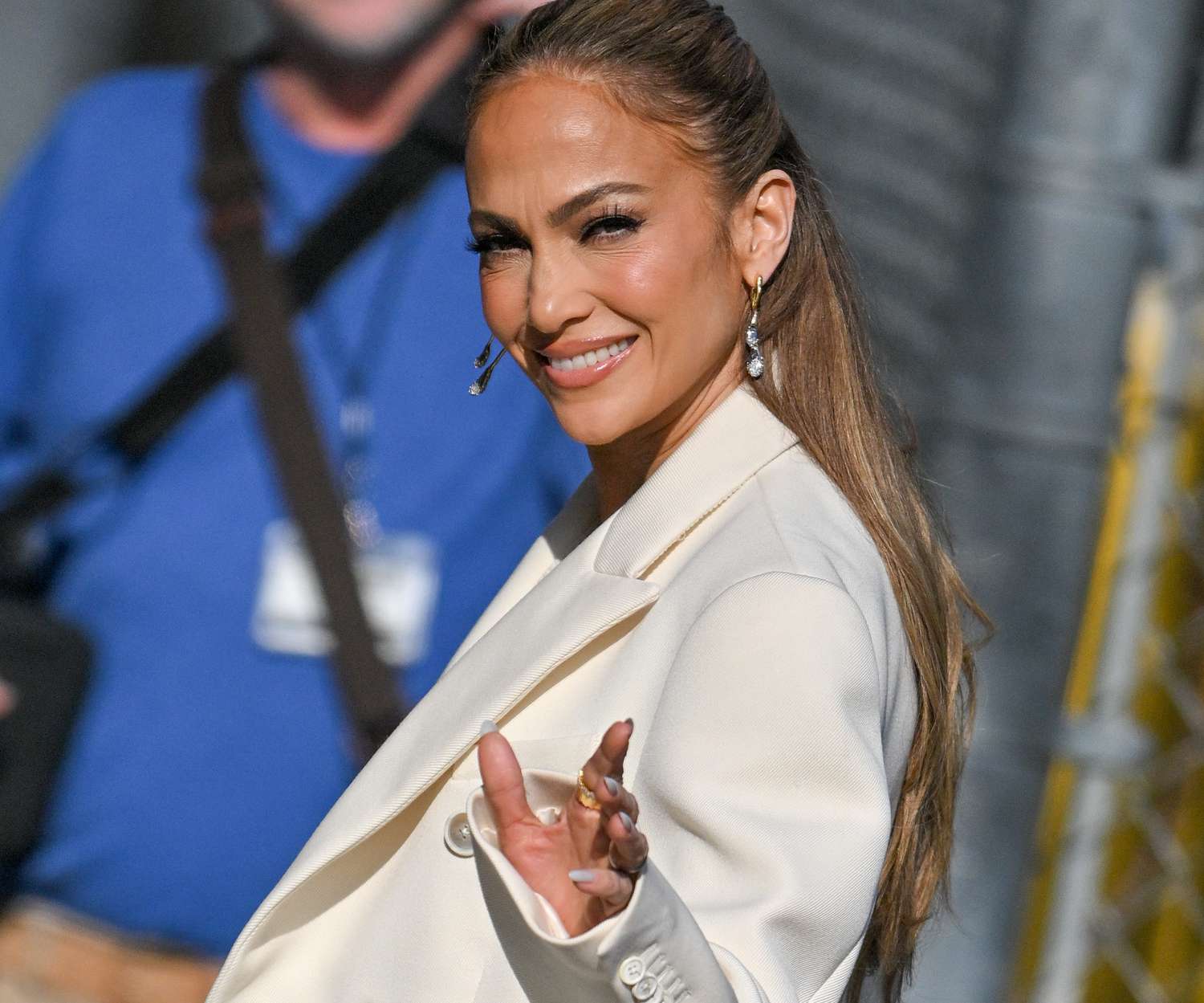 Jennifer Lopez regresa a su esencia: amable y agradecida con el público ...
