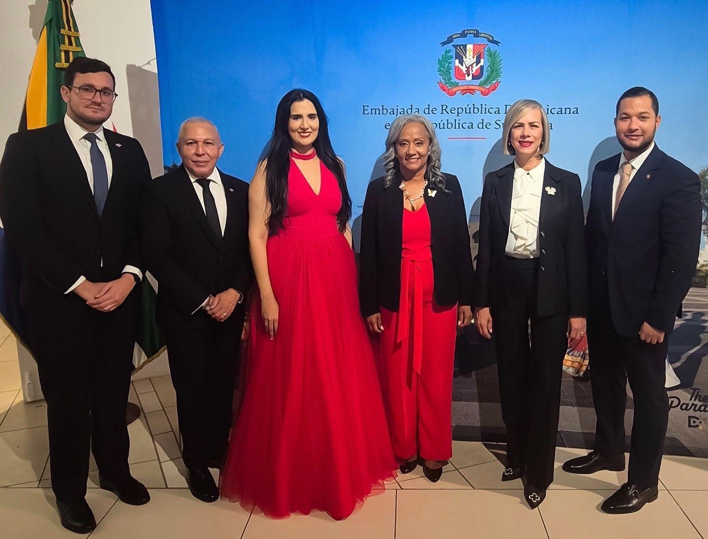 Concierto de Aysha Syed en Sudáfrica por el Día Internacional de la ...