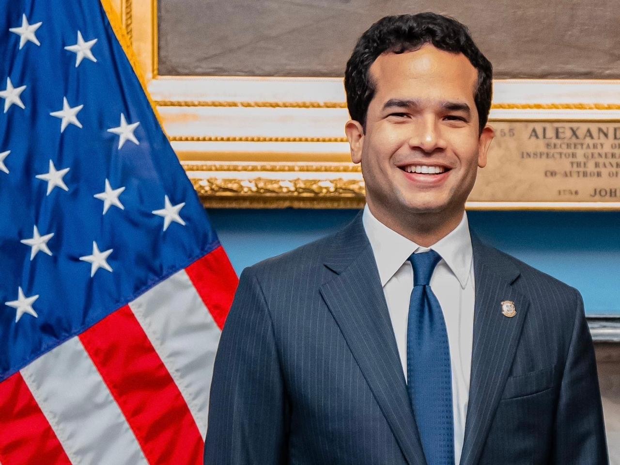 Omar Fernández asistirá a toma de posesión de Donald Trump | RC Noticias