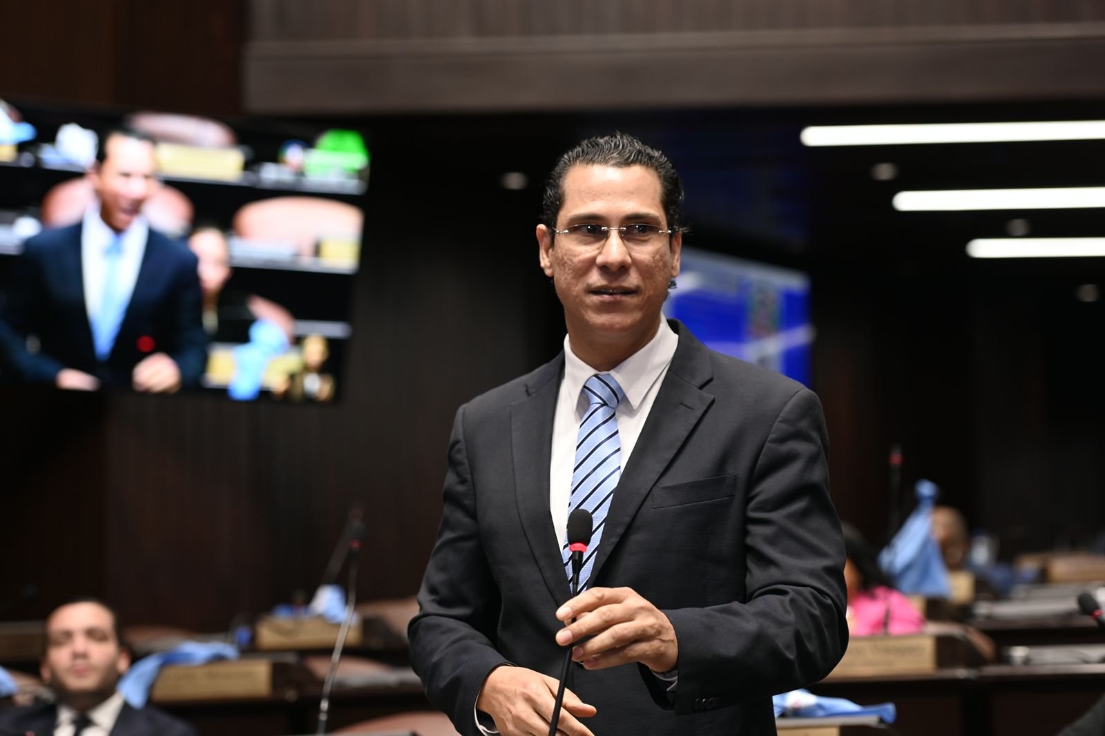 Diputado Félix Michell Rodríguez denuncia intención oculta en proyecto ...