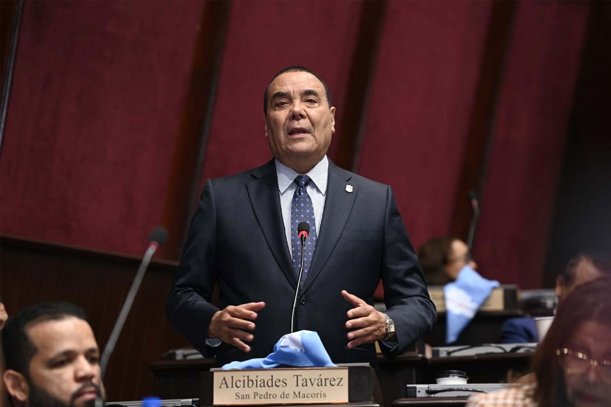 Video | Diputado Alcibíades Tavárez advierte sobre endeudamiento: “La ...