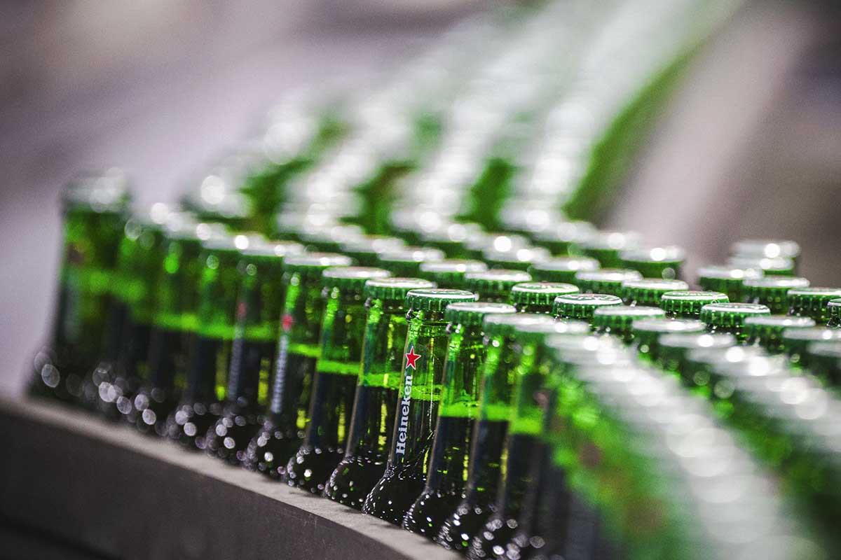 Heineken compra en 3.250 millones de dólares negocio de bebidas de ...