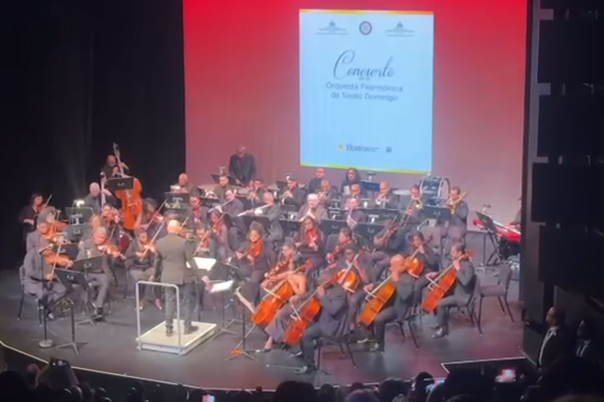Video | Orquesta Filarmónica de Santo Domingo deslumbra a dominicanos en Nueva York | RC Noticias
