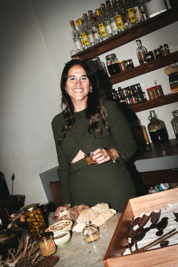 Johnnie Walker Blue Label rinde homenaje al camino de lo auténtico con ...