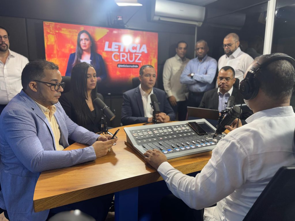 Johnny Pujols destaca avances del PLD y advierte sobre amenazas al ...