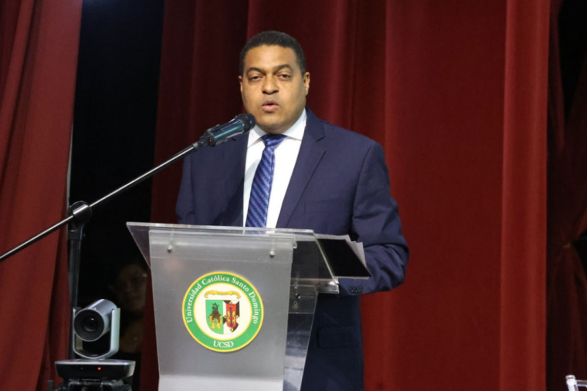 “Éxito con Propósito”: Exhortación de José P. Monegro a Graduandos de ...